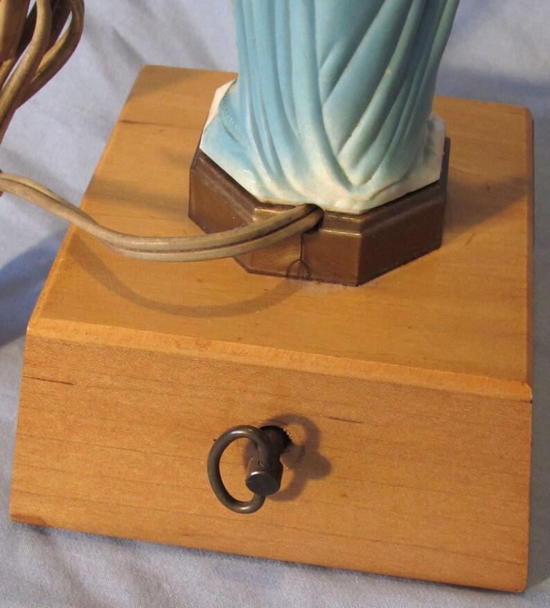 Vintage Virgin Mary, Music Box With Light on Wood Trinket Box Plays Ava ...