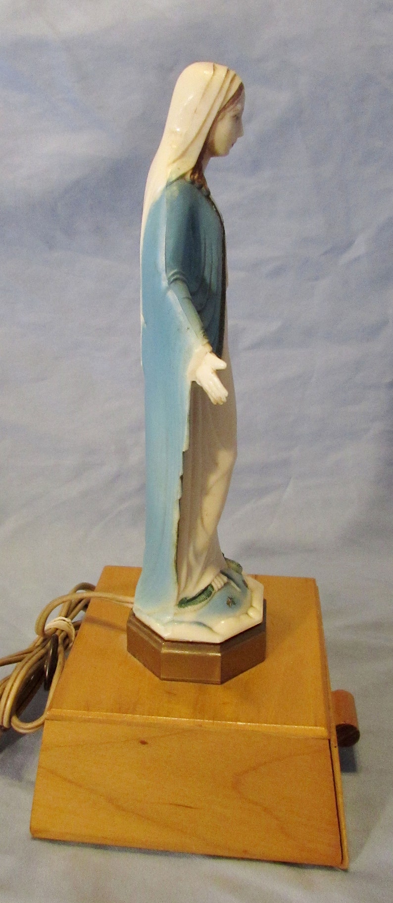 Vintage Virgin Mary, Music Box With Light on Wood Trinket Box Plays Ava ...
