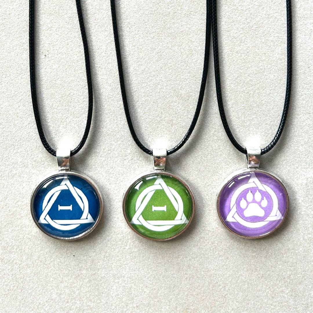 Therian Necklace Theta Delta Therian Symbol Wolf Paw Print Personalize ...