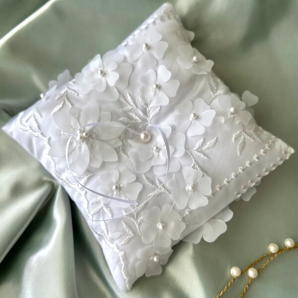 Custom Ring Pillow - Etsy