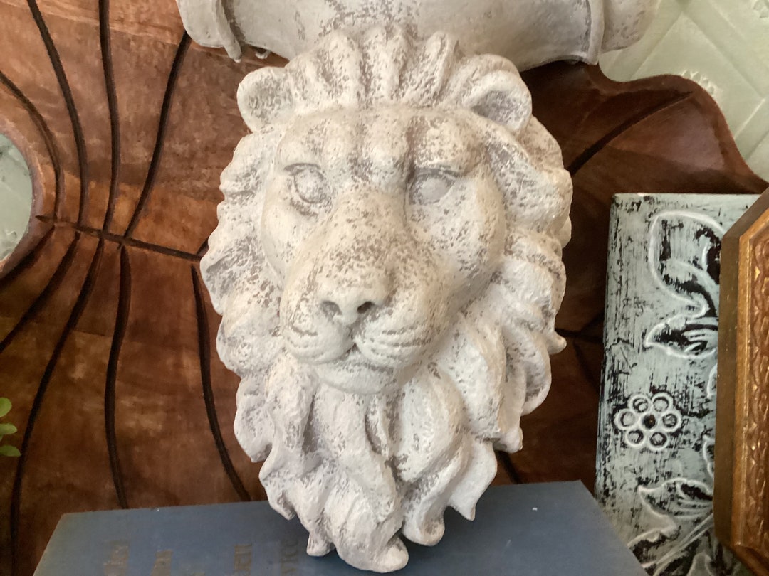 Lion Shelf Shabby Distressed Chippy up Cycled by Me 8 1/2 High 6 3/4 ...