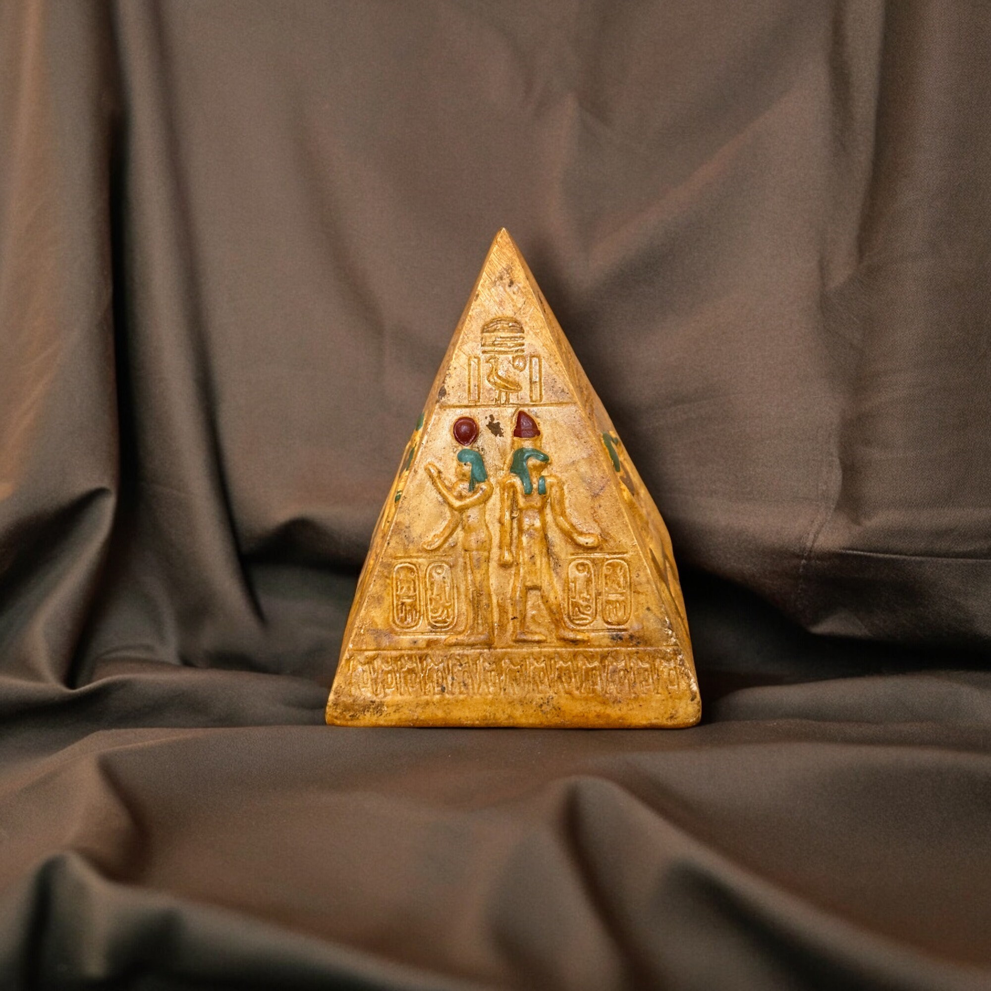 The Great Pyramid of Giza Egyptian Pyramid Statue Unique Symbol of ...