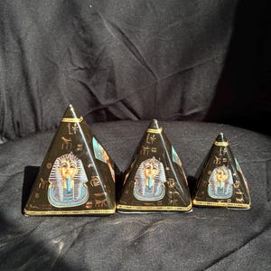 Great Pyramids of Giza Egyptian Pyramids Statue Three Pyramids of Khufu ...