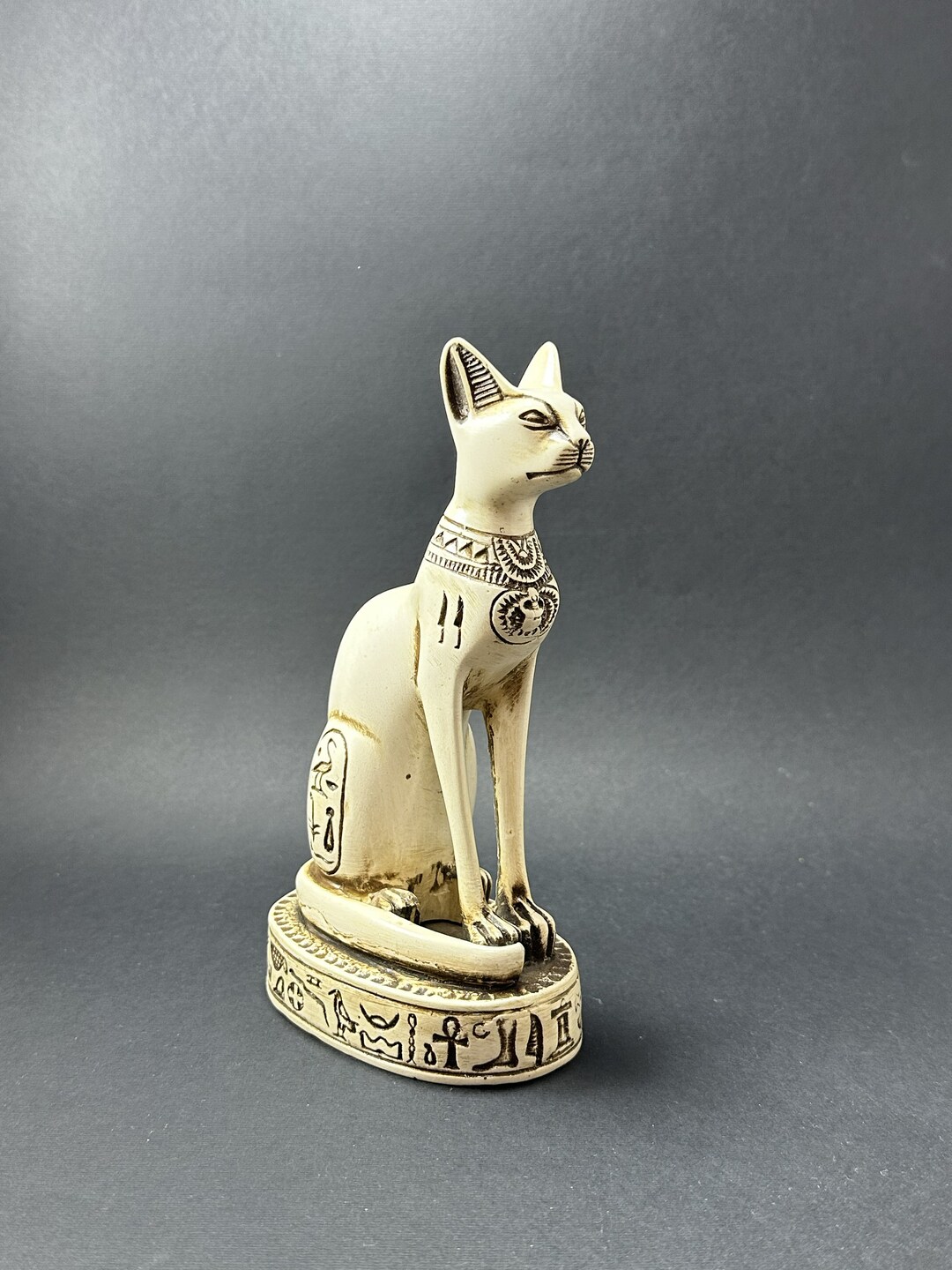 Egyptian Bastet Goddess Statue White Color With Eye of Horus on Her ...