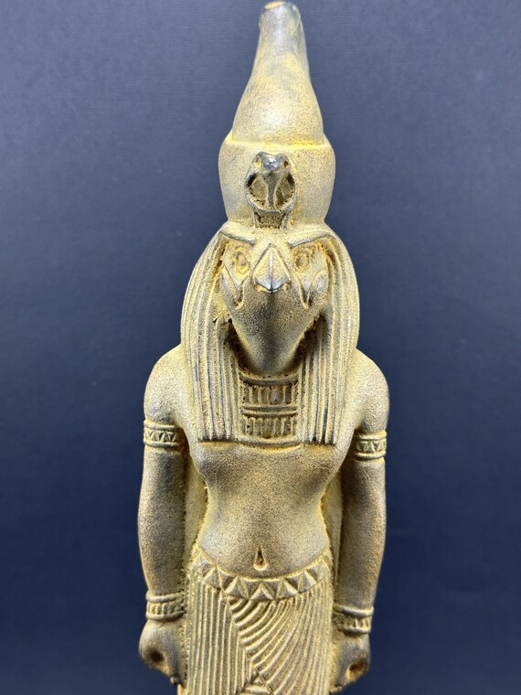 Horus Egyptian God Statue