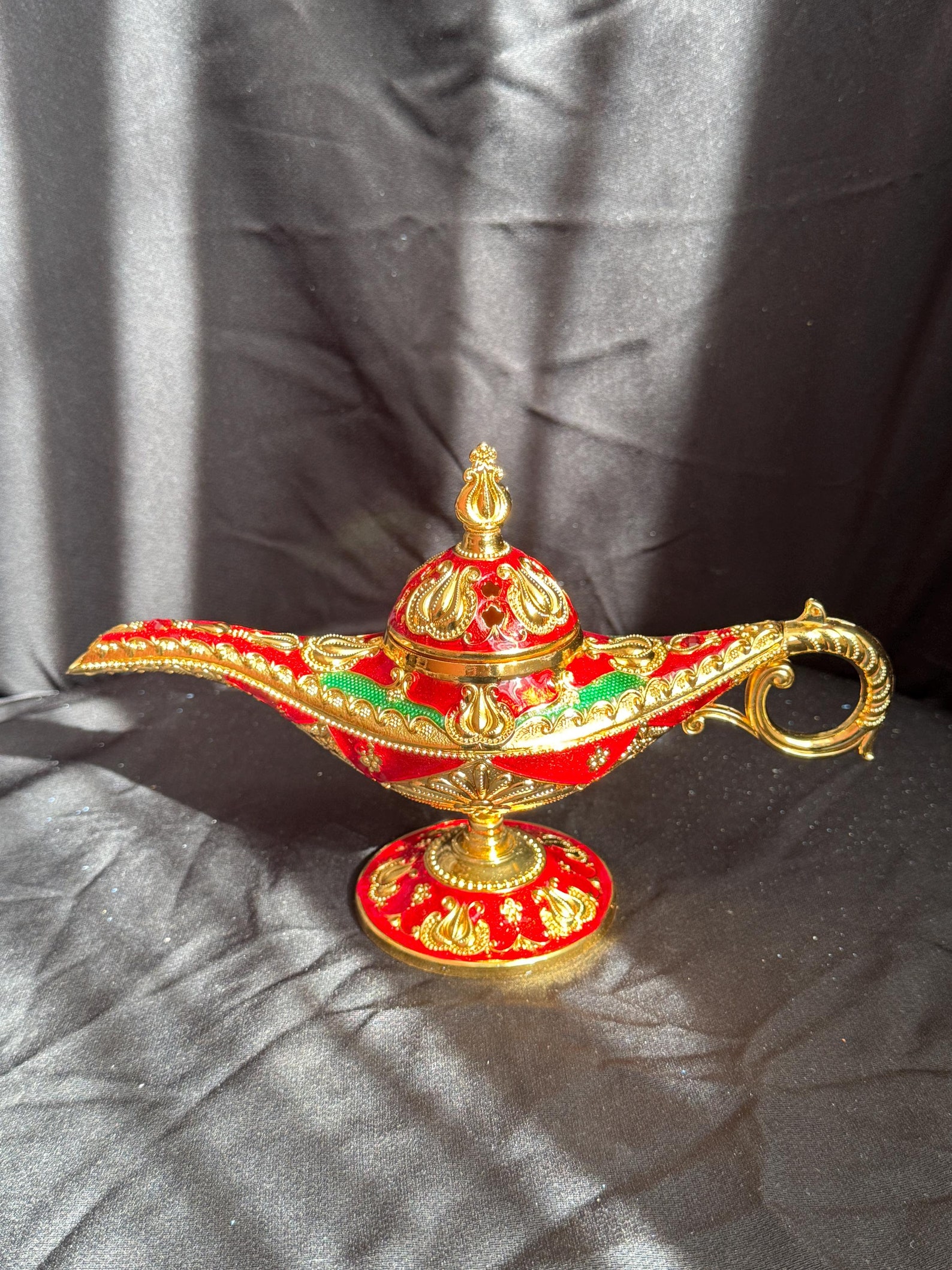 Egyptian Aladdin Lamp Golden Decorated Ornately Embossed Collection for ...