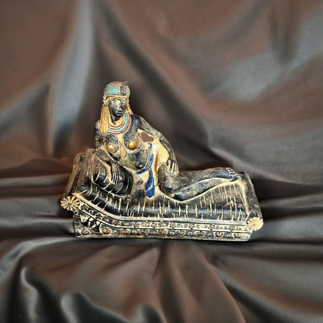 Queen Cleopatra Statue Sitting on Her Throne Cleopatra Altar Statue ...