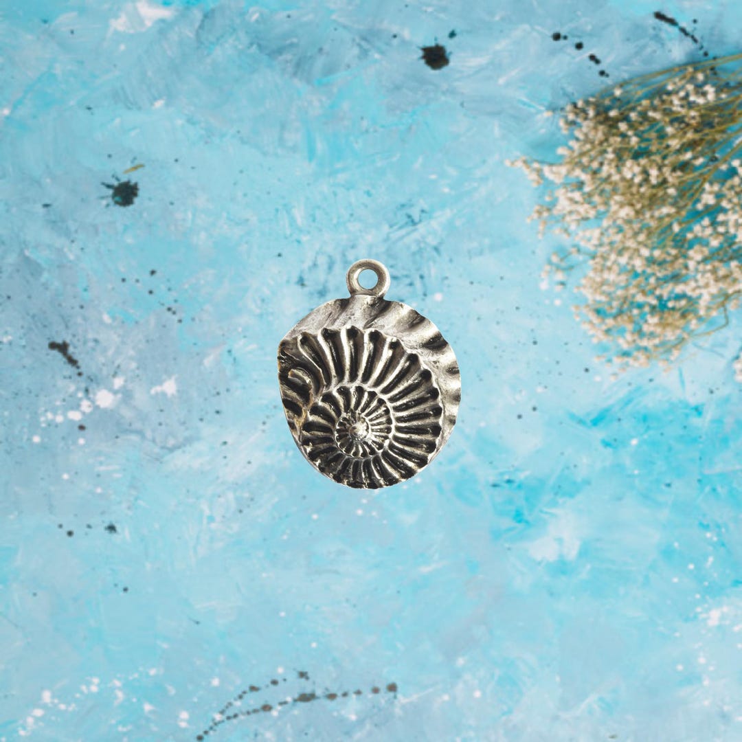 Nautilus Shell Charm, Antique Silver, Jewelry Supplies, Necklace ...