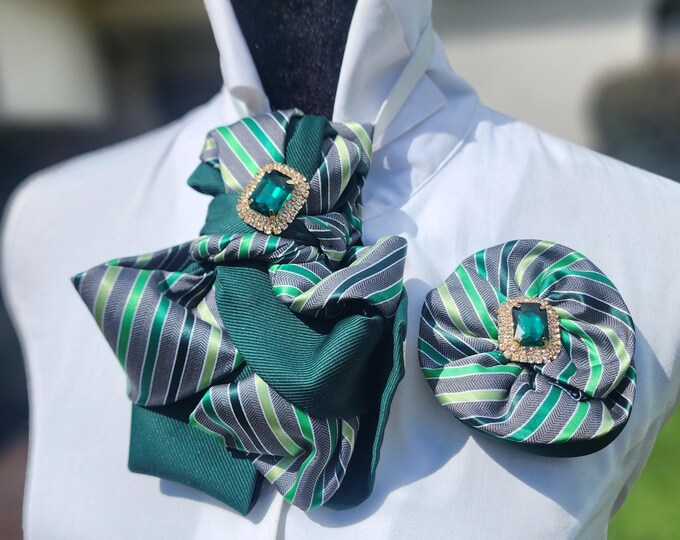 In Full Command Cravat Set - Etsy