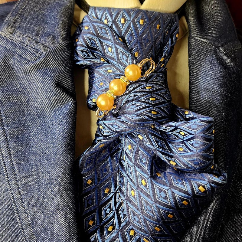 Necktie Necklace - Etsy
