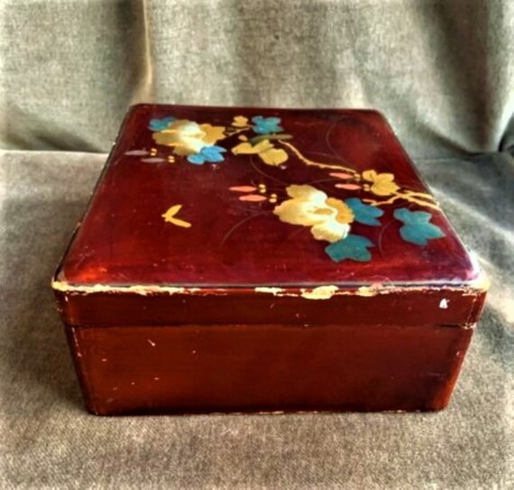 Vintage Japanese Lacquer Wood Box with Hinged Lid and… - Gem