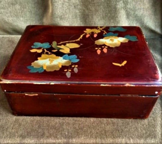 Vintage Japanese Lacquer Wood Box with Hinged Lid and… - Gem
