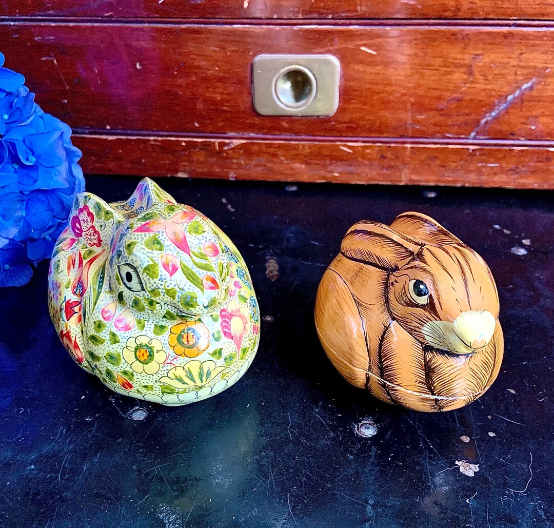 Set of 2 Vintage Bunny Lacquered Papier-mache Small Trinket/decorative ...