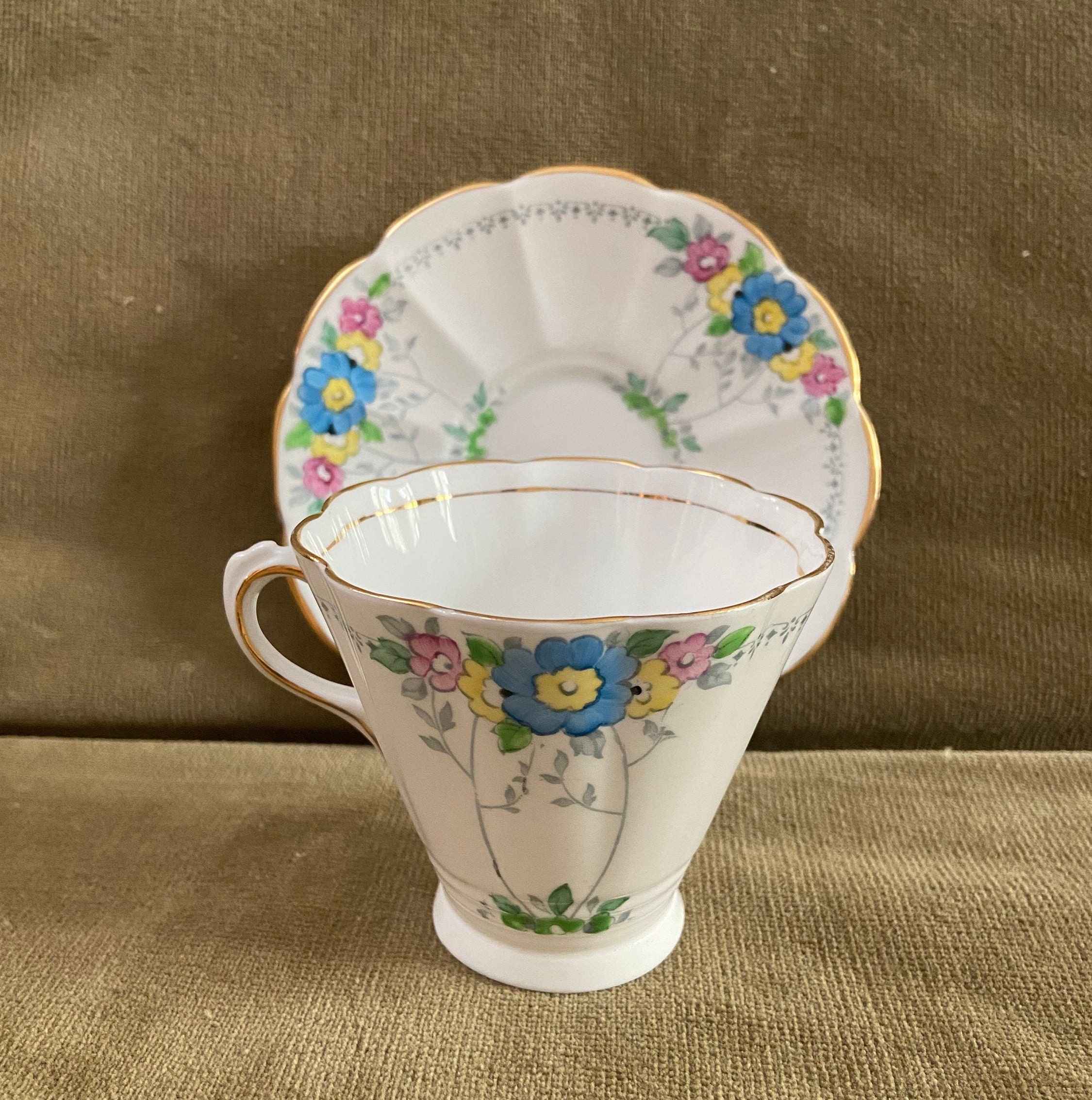 Vintage Tuscan China Plant Pattern Teacup and Saucer (reg Vintage Tuscan China Plant Pattern Teacup and Saucer (reg
