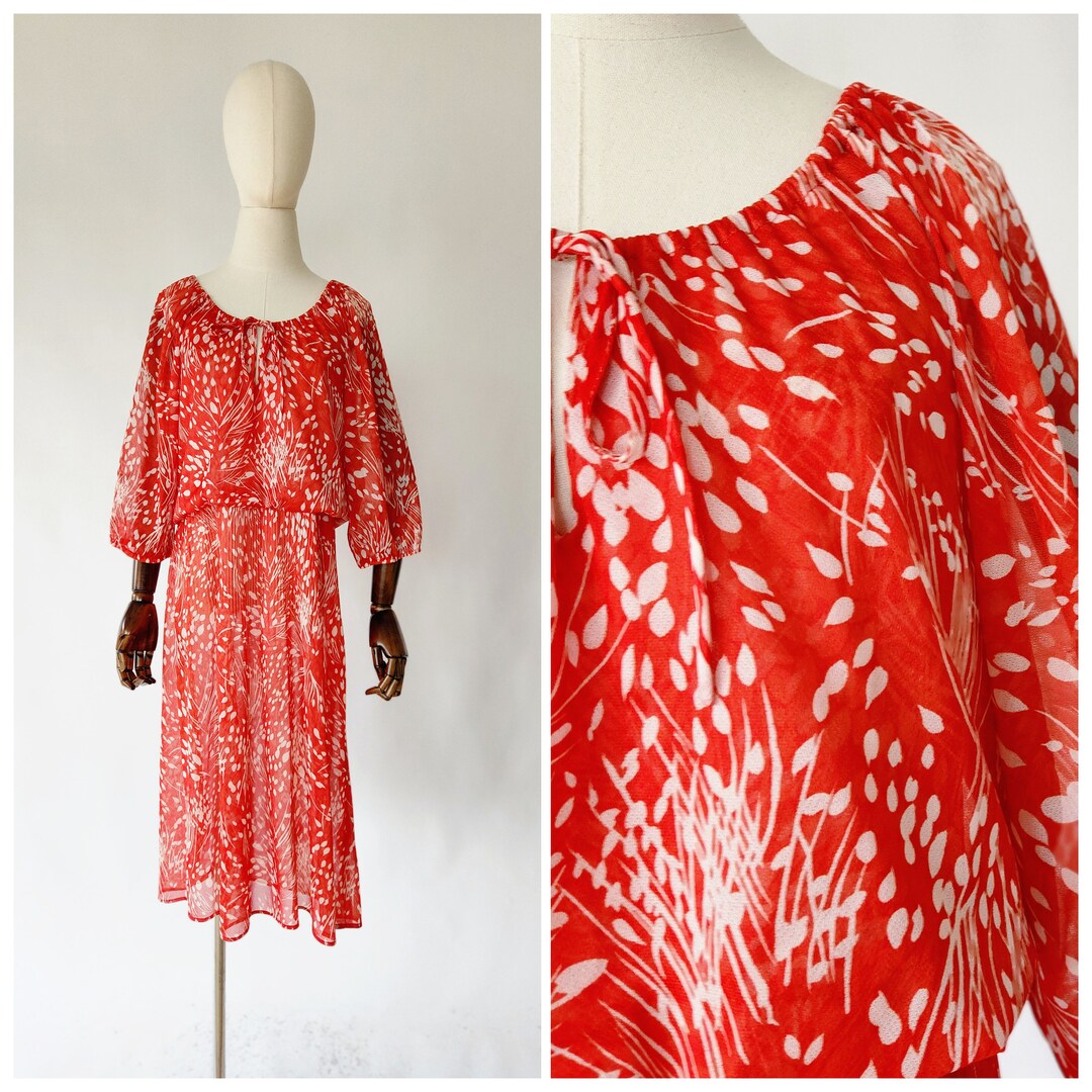 Vintage 1970s Floral Red and White Print Dress 70's Thrifted Women's ...