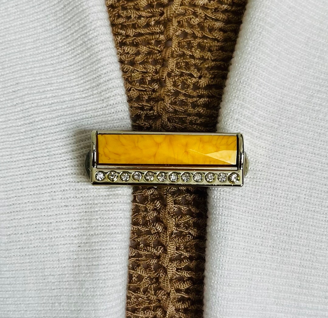 Sweater Clips for Cardigan Clasp Rhinestones Sweater Clip for Sweater ...