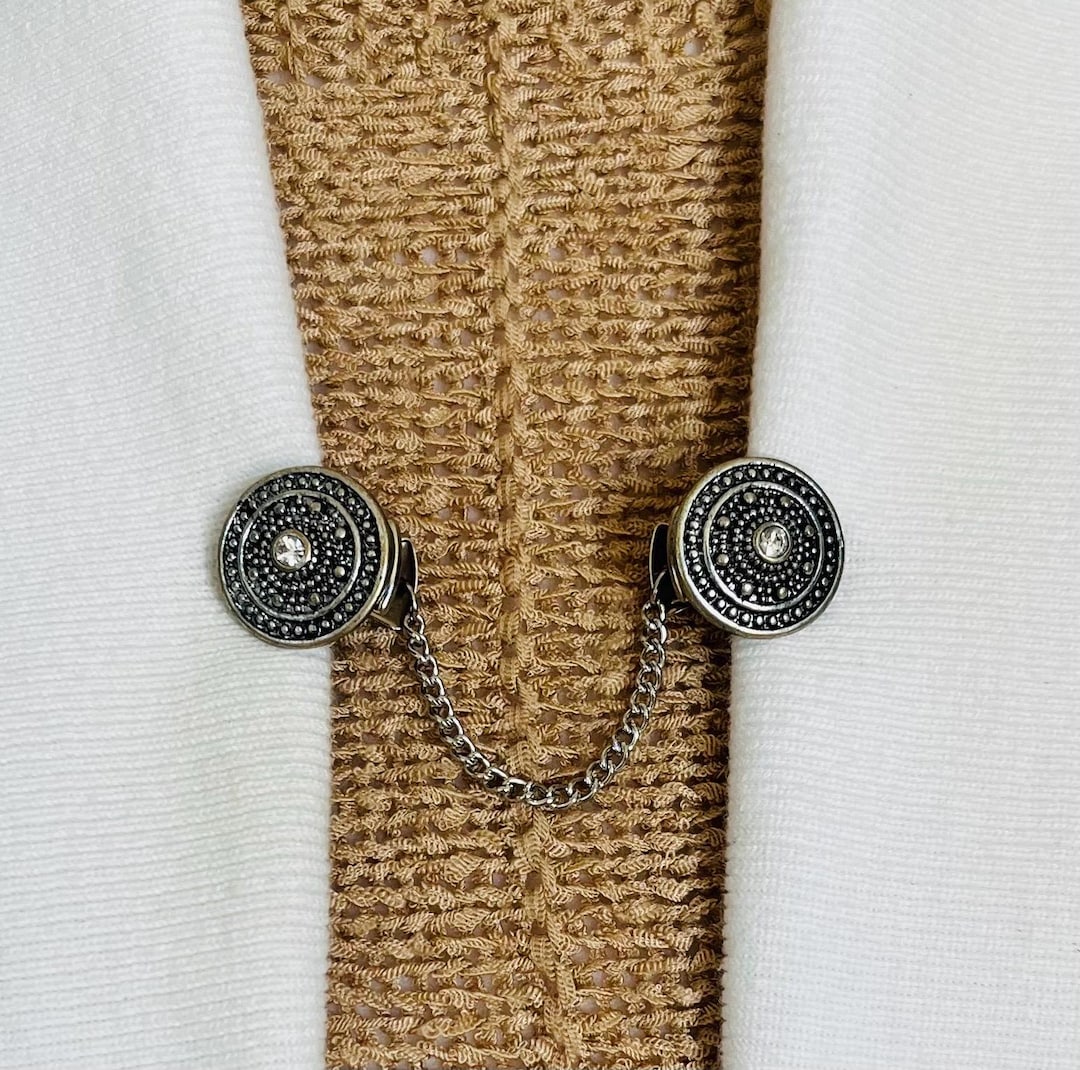 Sweater Clips Silver Rhinestone Sweater Clip Cardigan Clips Chain ...