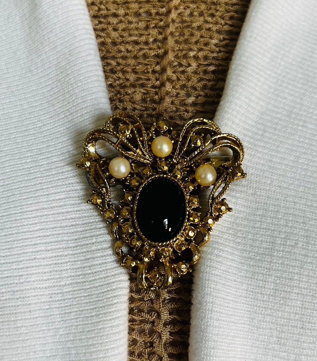 Sweater Clips Vintage Pearl Cardigan Clasp Victorian Sweater Clip for ...