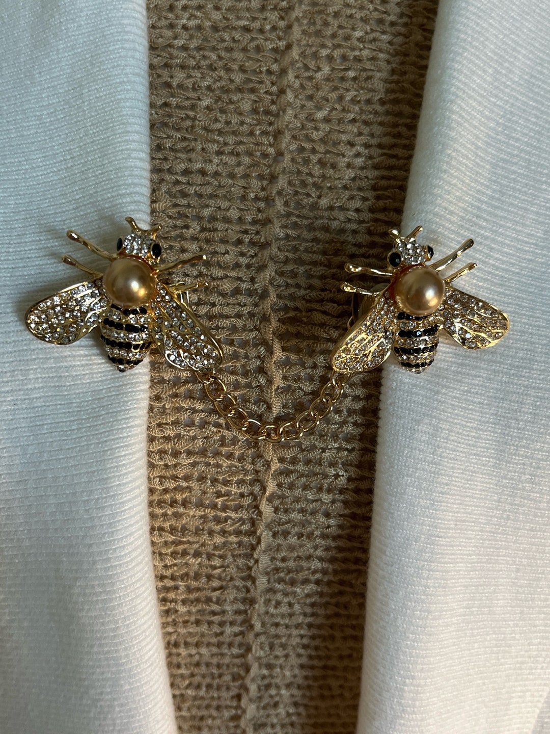 Sweater Clips Gold Bumble Bee Cardigan Clip Sweater Clip Cloak Clasp ...