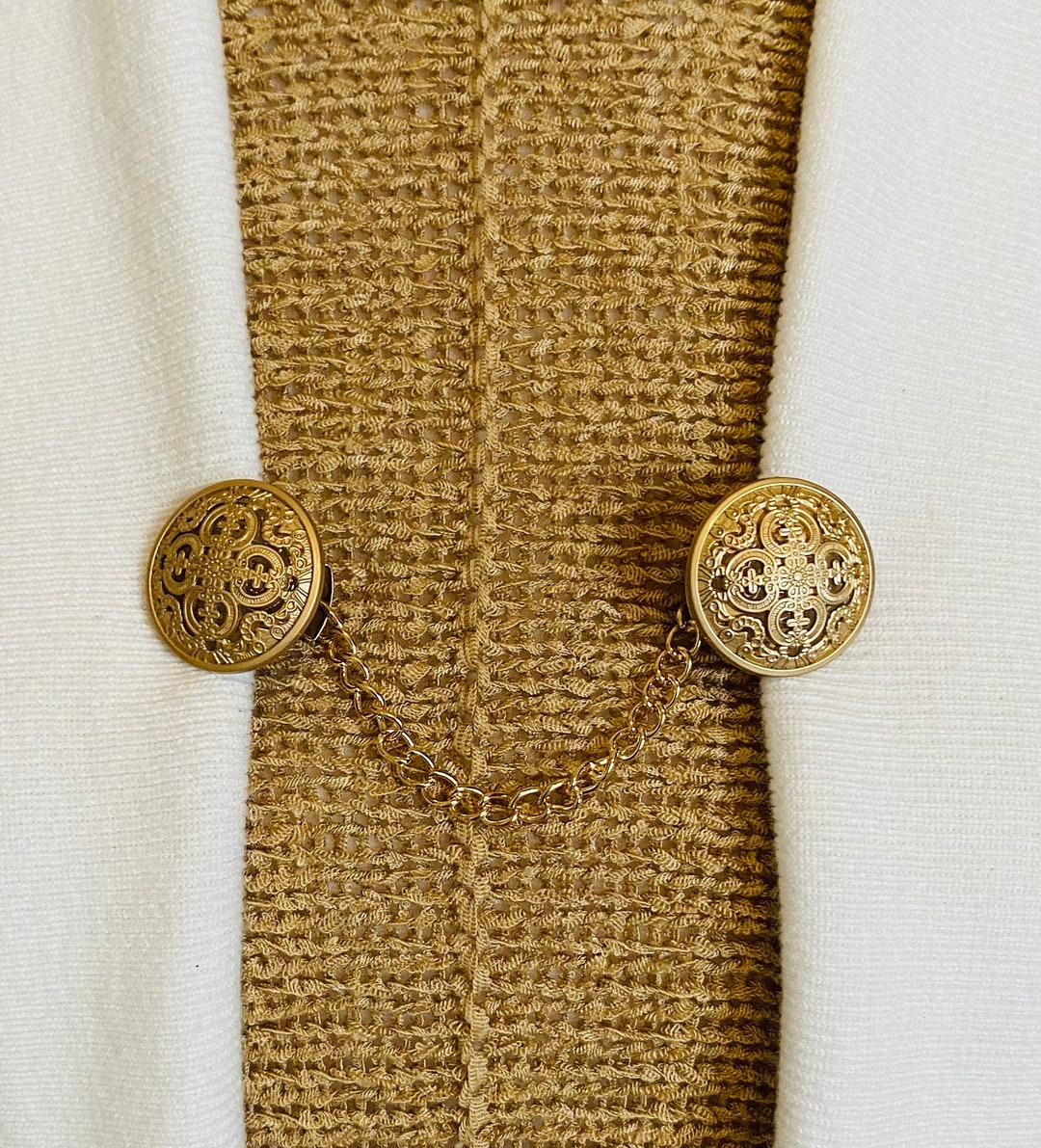 Sweater Clips Flat Gold Chain Sweater Clip Cardigan Clasp Celtic Kimono ...
