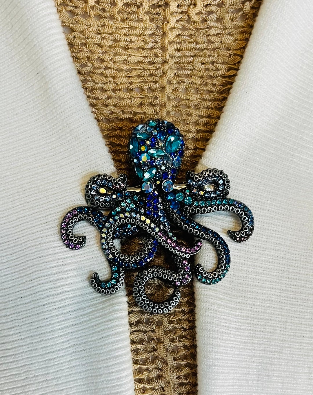 Sweater Clips Octopus Cardigan Clasp for Sweater Clip for Sweater Guard ...