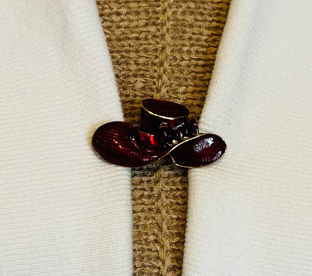 Sweater Clips Red Hat Cardigan Clip for Sweater Clasp Cinch Clip Red ...