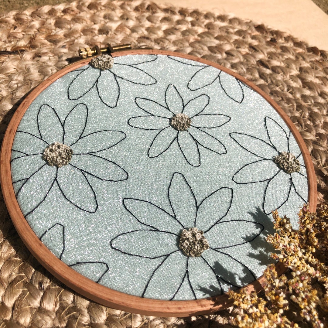 Flower Line Art Embroidery - Geometric Embroidery - Line Art - Floral ...