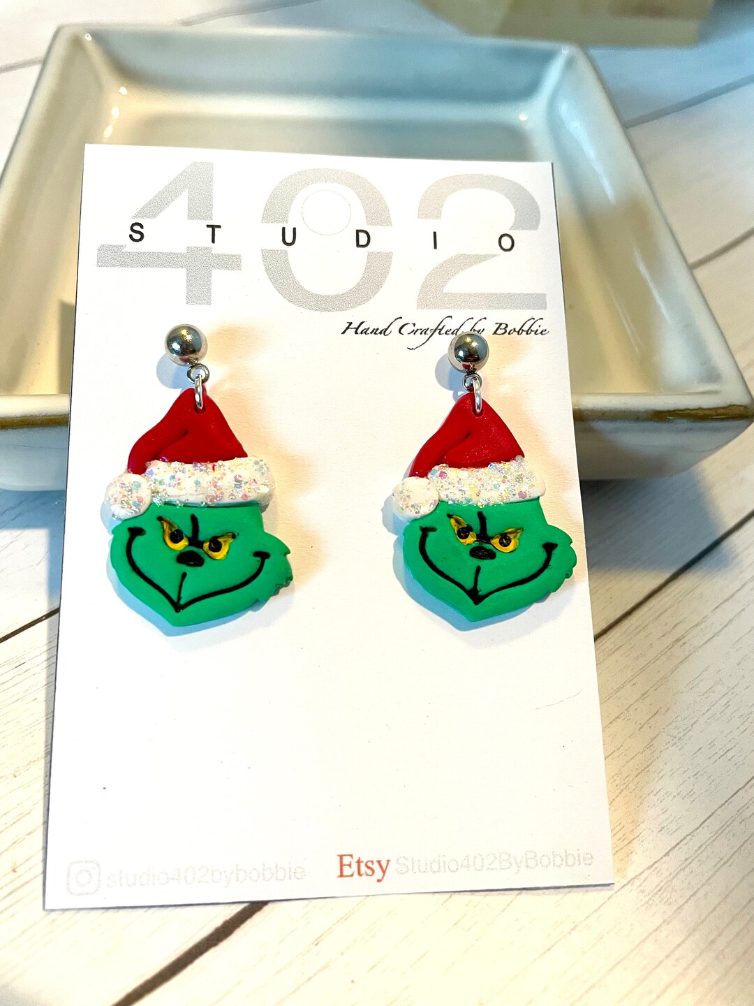 Grinch Earrings, Polymer Clay, Handmade, Hand Painted, the Grinch, - Etsy