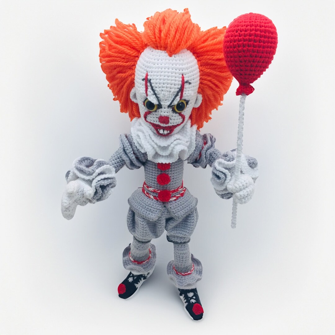 Pennywise the Dancing Clown Crochet Art, Evil Clown Gift, Halloween ...