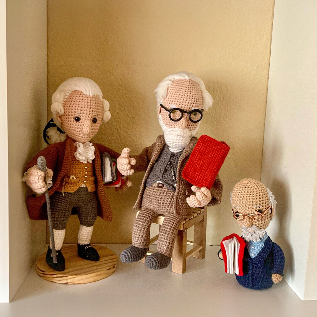 Personalized Historical Figurines, Amigurumi Art Dolls, Realistic ...