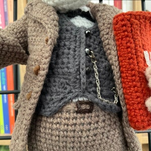 Sigmund Freud Amigurumi Bookshelf Decor, Handknitted Academician Doll ...