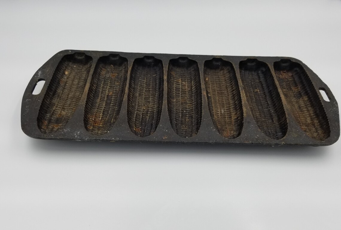 Retro Cast Iron Corn Bread Stick Pan 7 Cornstick Slots | Etsy