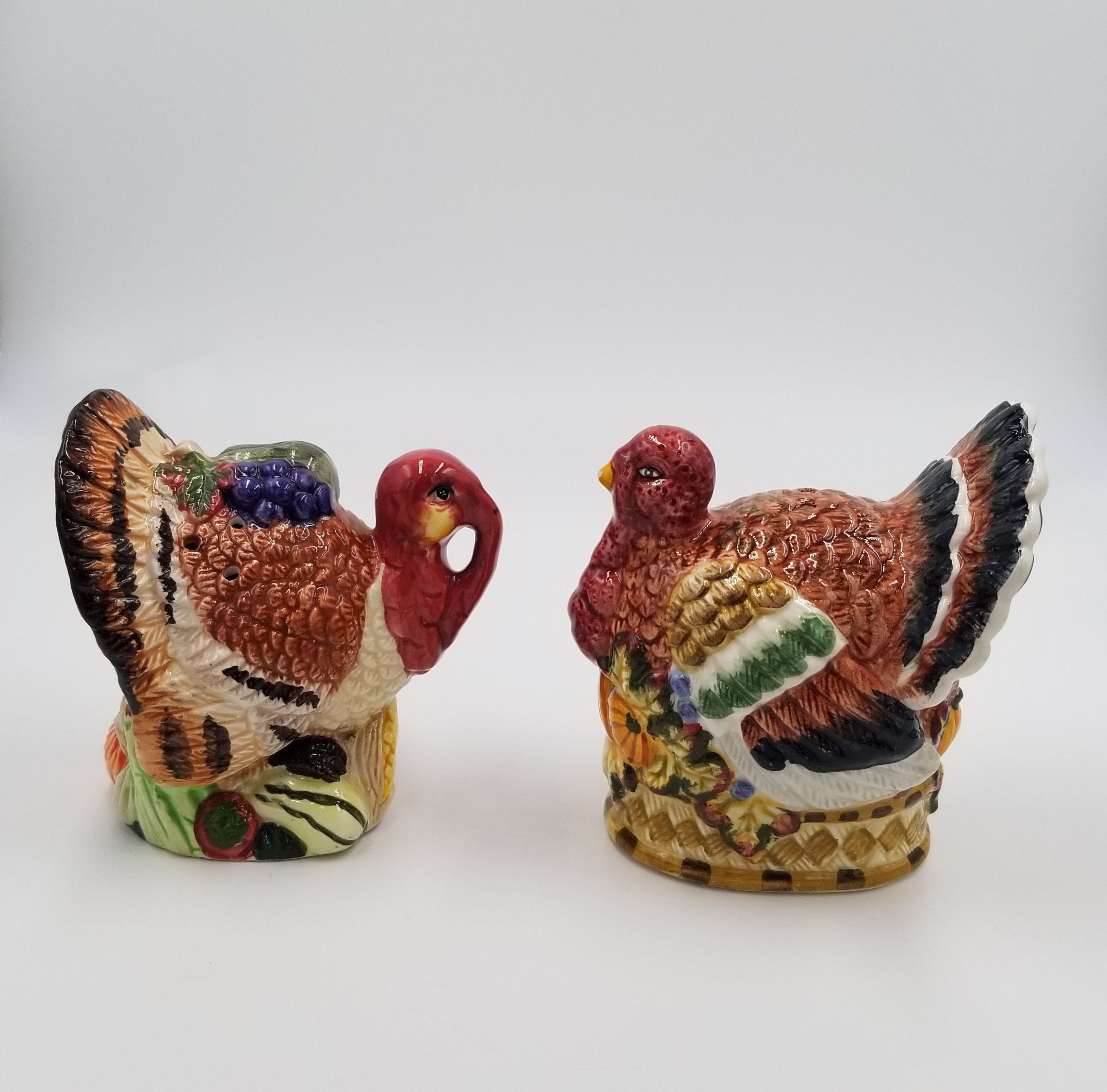 Majestic Ceramic Turkey Condiment Shakers with 4 matching - Etsy Nederland