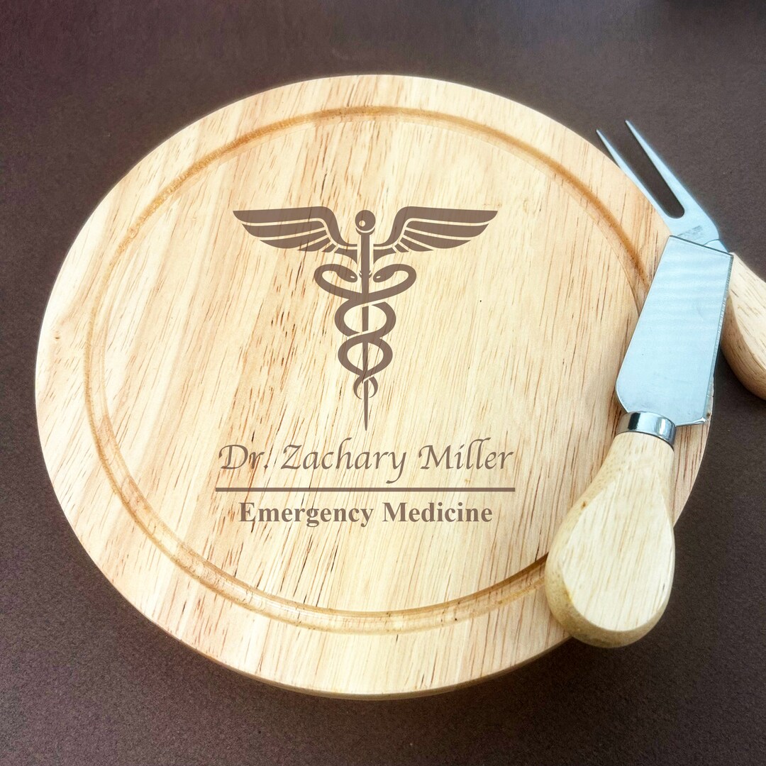 Nurse Medical Doctor Engraved Personalized Cheeseboard Set - Etsy
