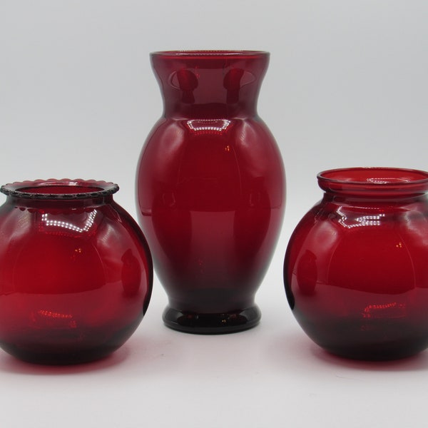 Ruby Red Vase - Etsy