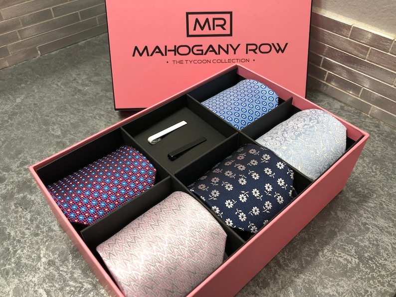 Men’s Holiday Accessory Set – 5 Ties, 2 Tie Bars, Gift Box - Etsy
