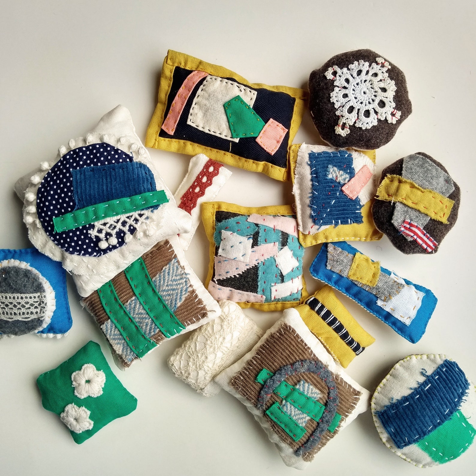 Set of 4 Handmade Miniature Boho Cushions / 1:12 Scale - Etsy