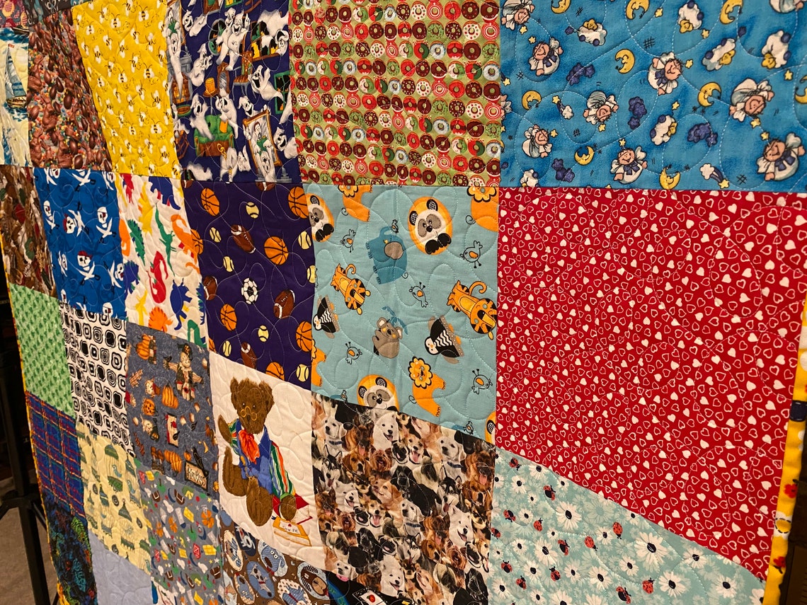 I Spy Novelty Quilt - Throw Size - Eye-spy Quilt - Novelty Quilt - I ...