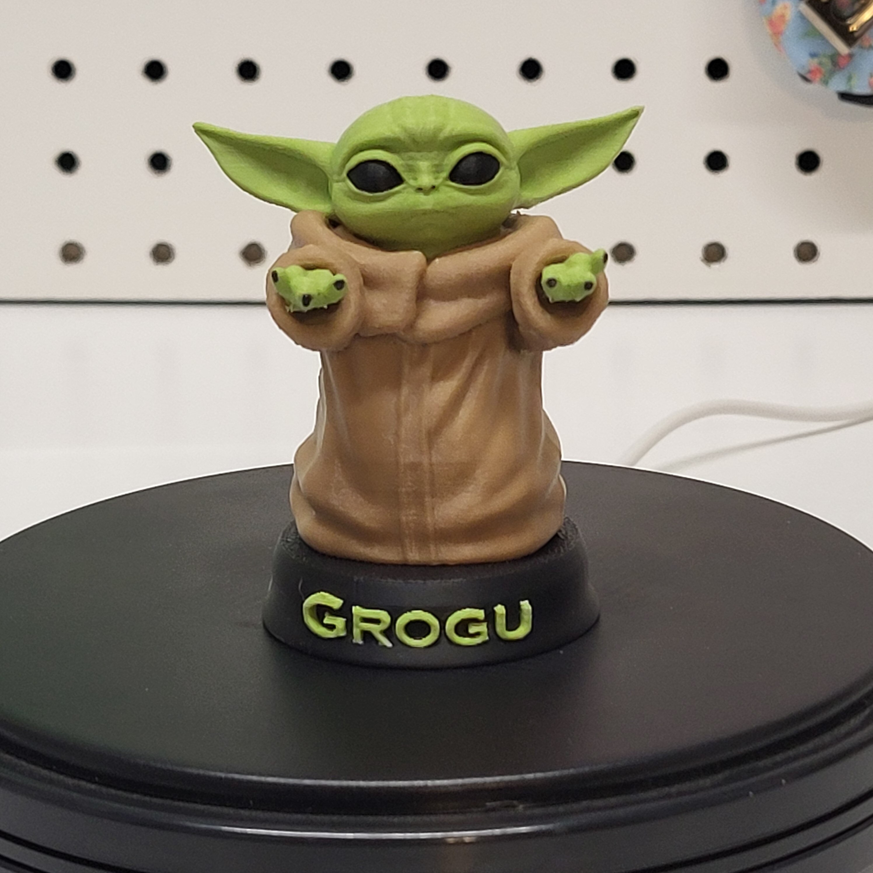 Grogu Pen Holder version 2 - Etsy