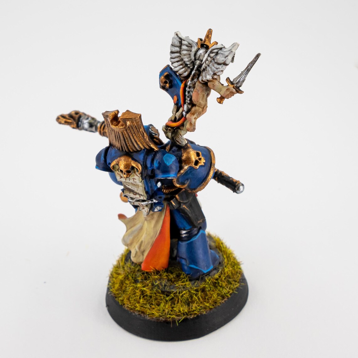 In Stock in the U.S. Space Marine Librarian Painted 40k - Etsy