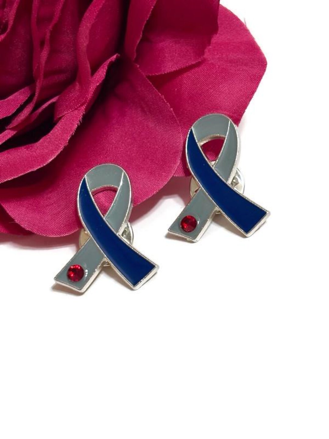 1pc Diabetes Awareness Ribbon Pin W/red Crystal Accent - Type 1 Type 2 ...