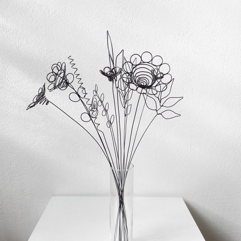 Artistic Flower Bouquet of 3D Wire Flowers for Home - Etsy