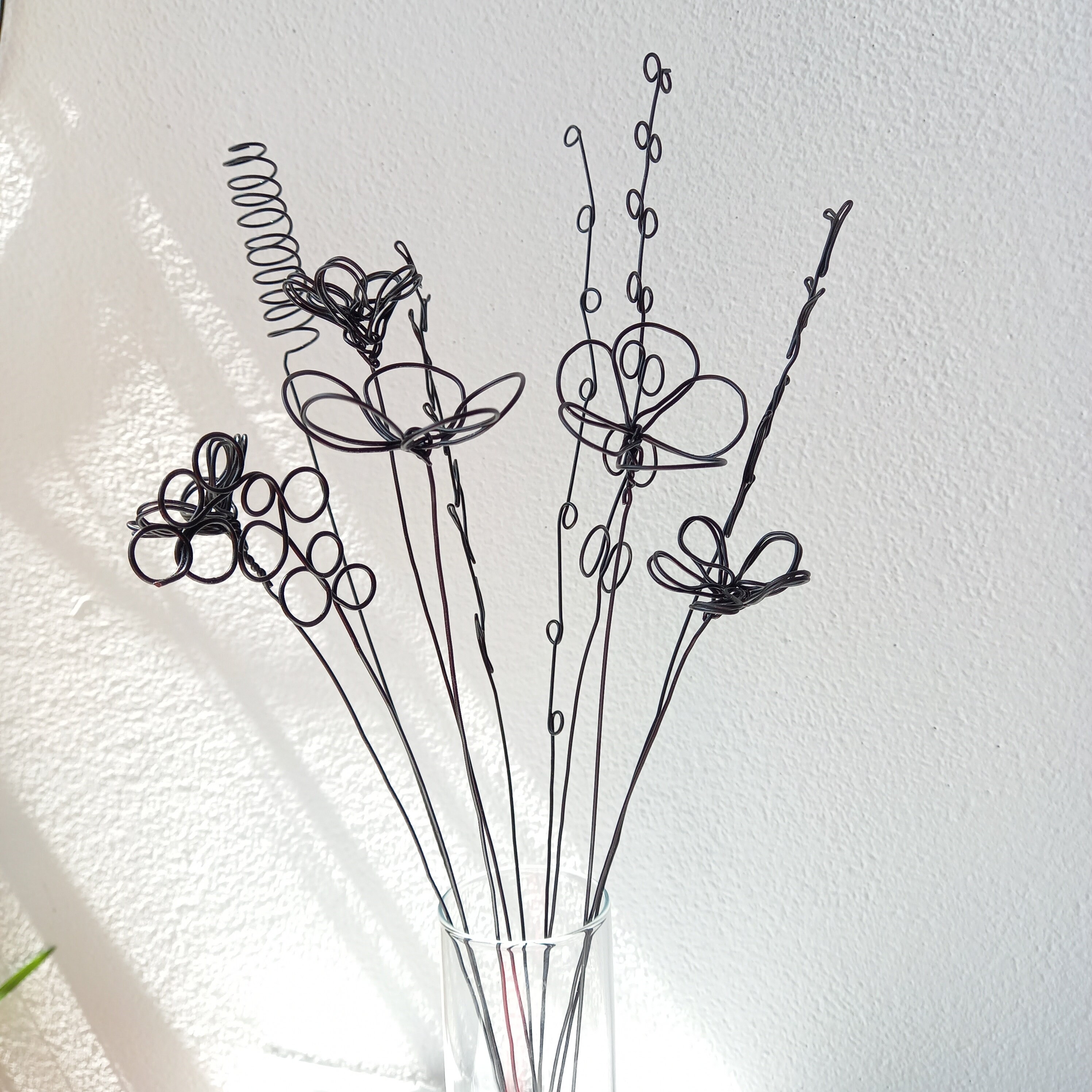Artistic Flower Bouquet of 3D Wire Flowers for Home | Etsy UK