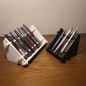 ANGLED Pen Stand - Holds 7, 5 and 3 Pens - Desktop Pen Holder and ...