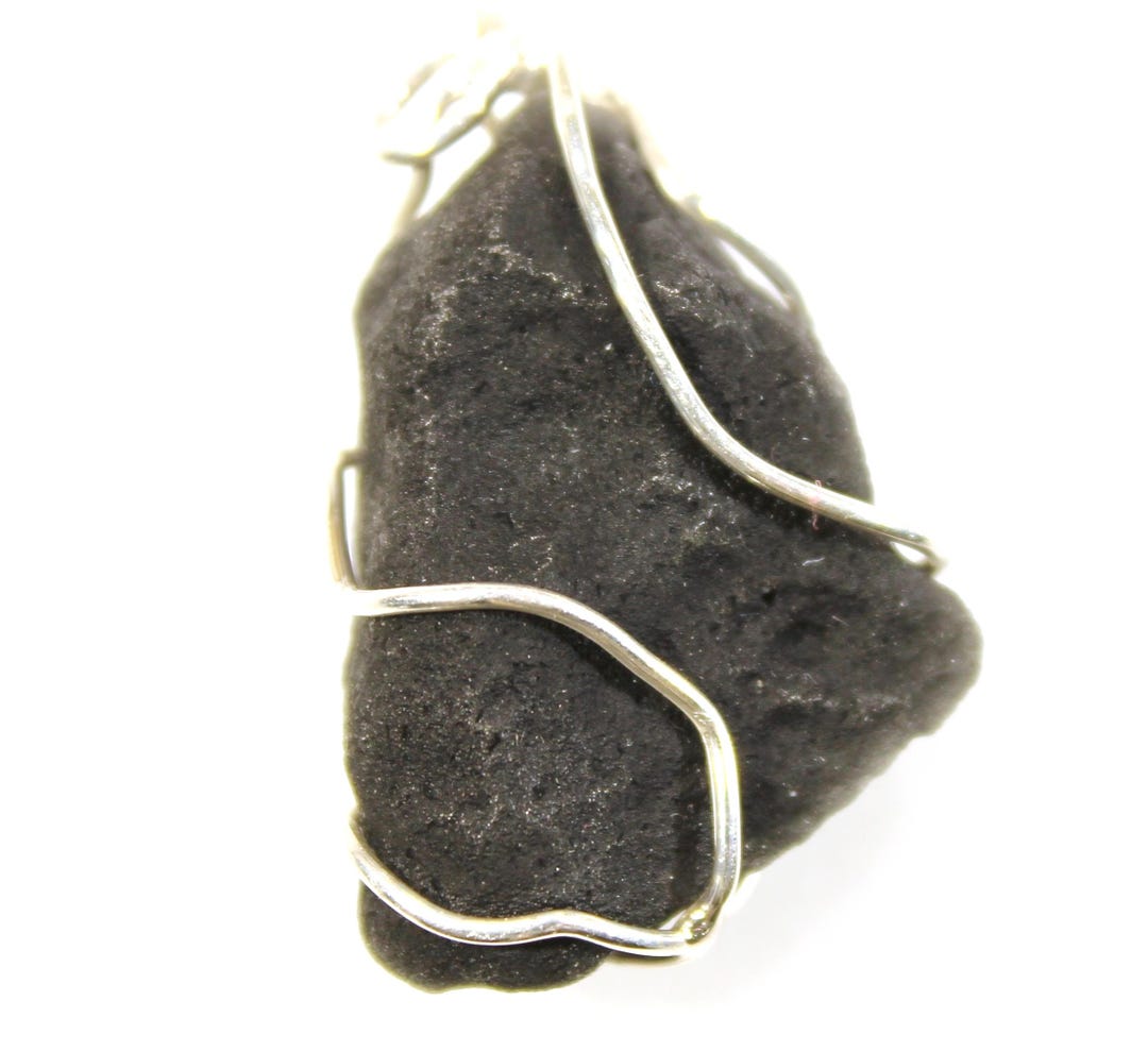 Cintamani Legendary Mystical Stone, Pendant in a Silver Cage ag 925, 3. ...
