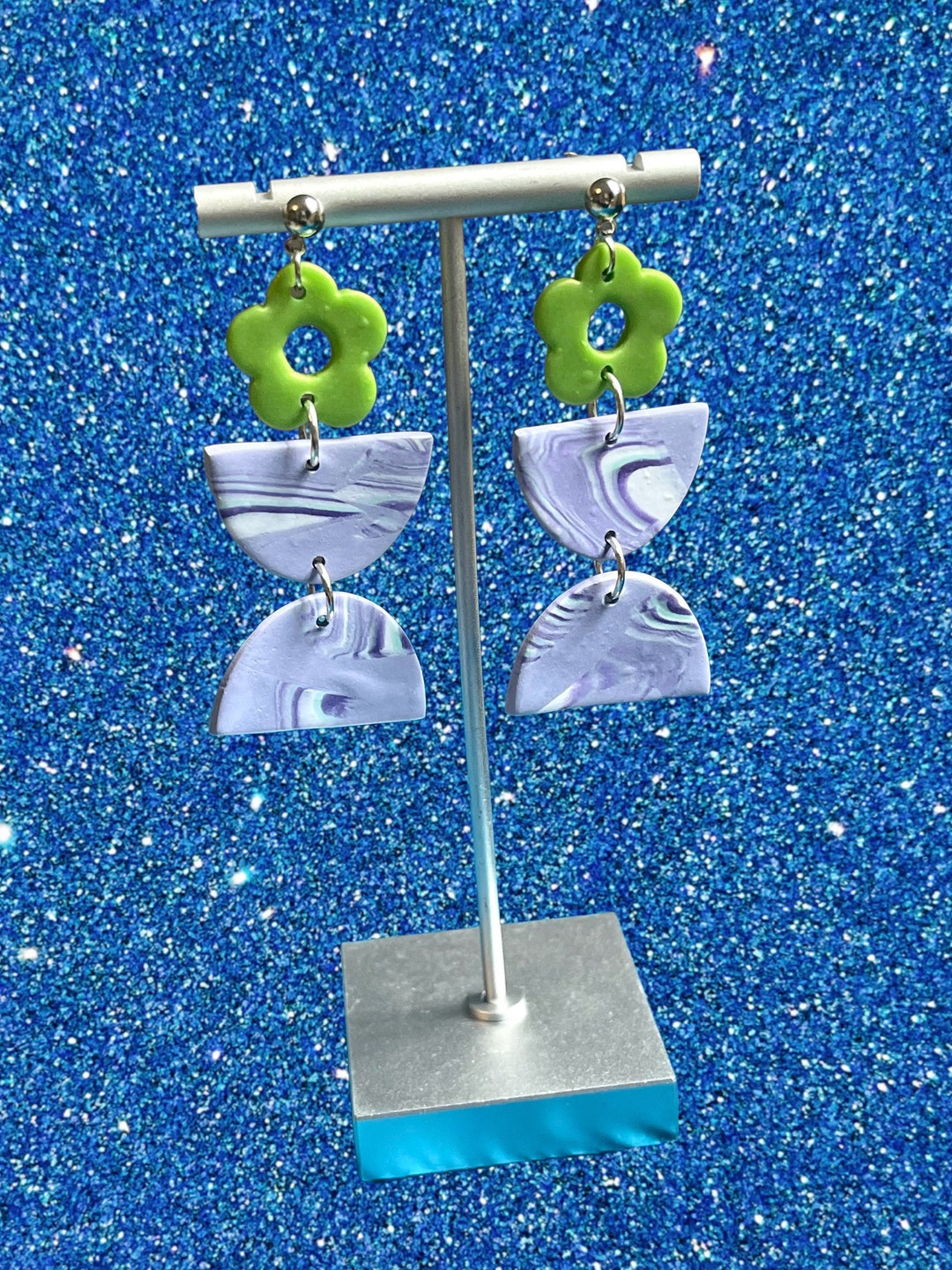 Trippy Hourglass Flowers - Etsy