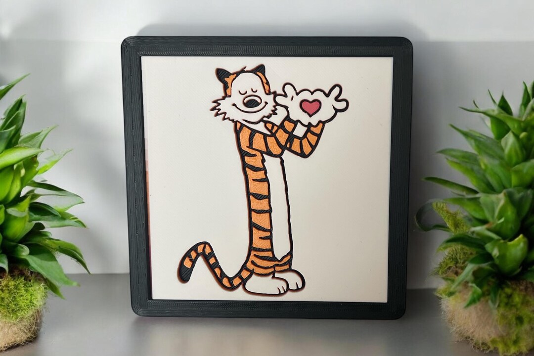 Calvin and Hobbes: Hobbes Heart Hands 3D Printed Picture; Calvin and ...