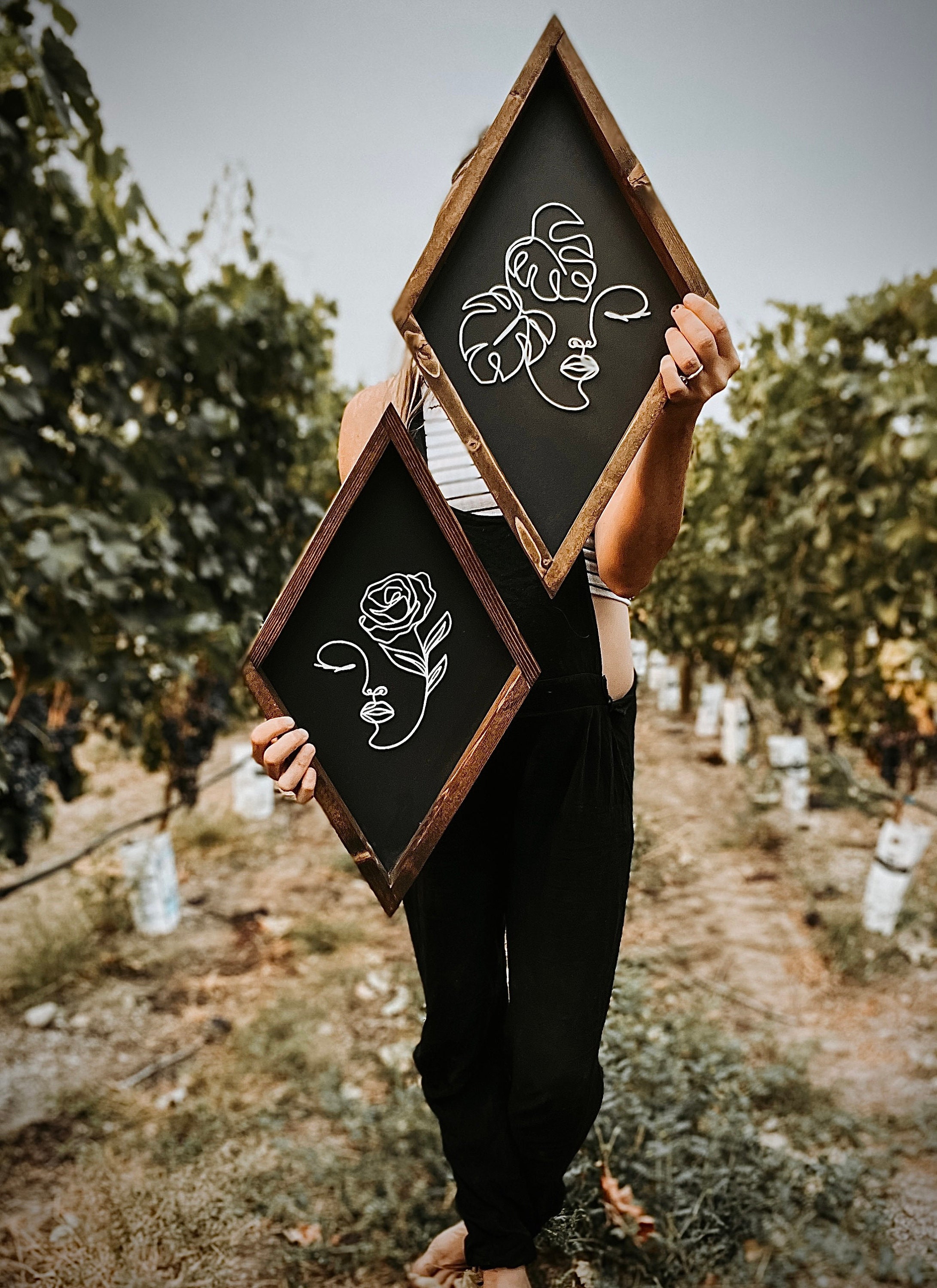 Line Art Diamond Sign - Etsy