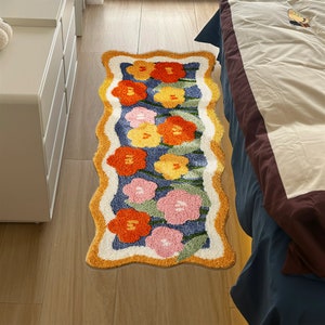 Cute Tulip Flowers Rugs, Garden Bedroom Rug for Girls, Tufted Fluffy ...