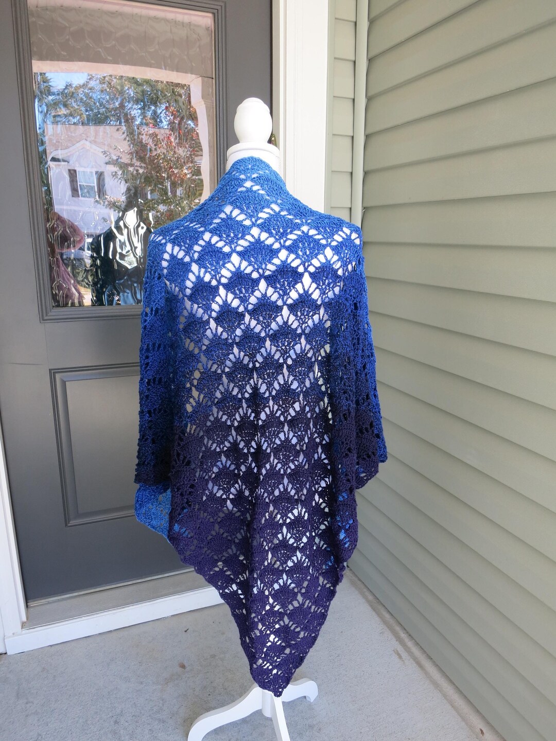 Purple to Blue Large Triangle Shawl Cotton Acrylic Blend Scallop Edging ...